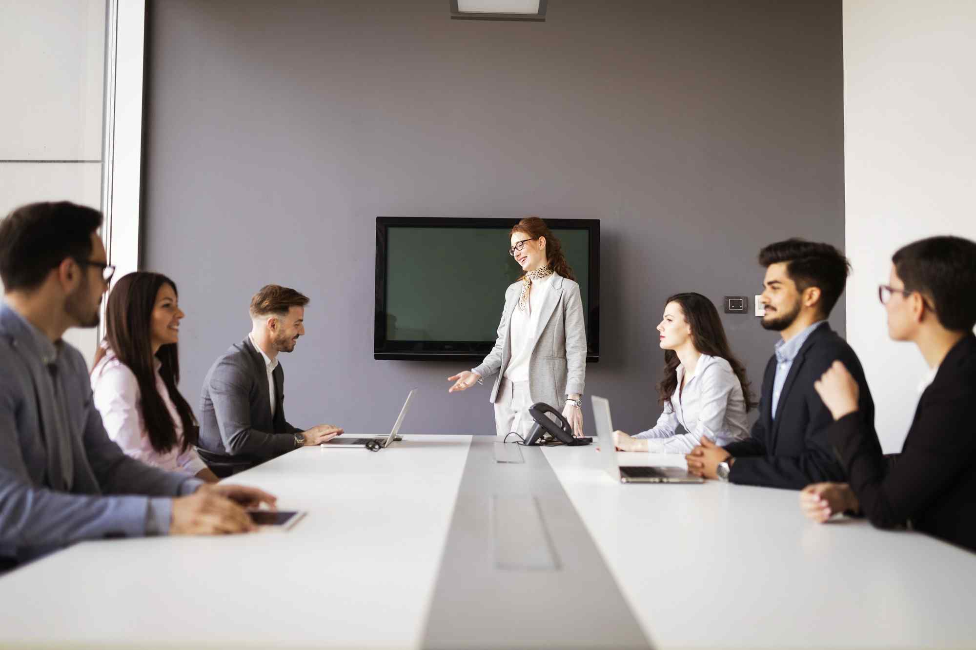 Top 12 leadership topics for effective leaders